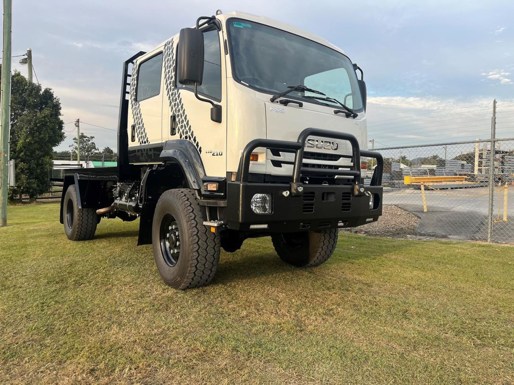 Home [www.4x4busandtrucksales.com.au]